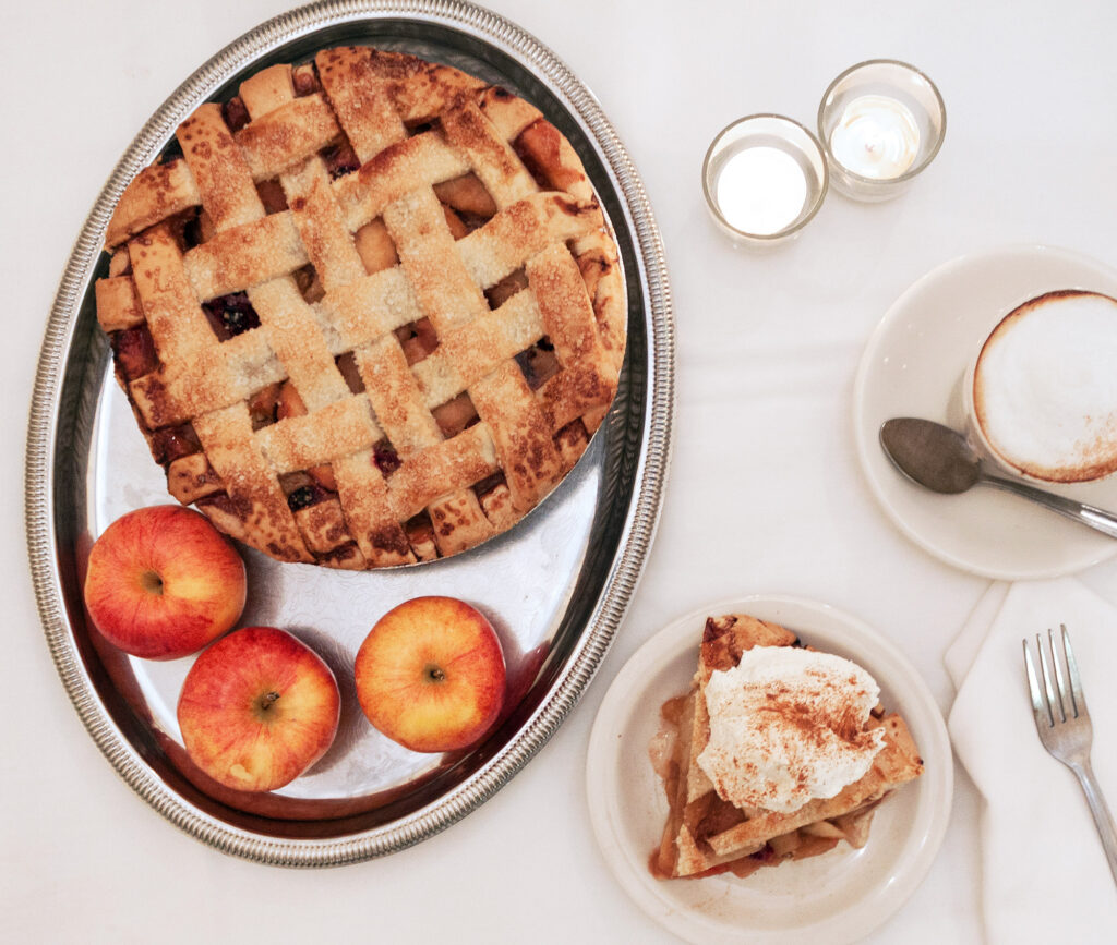 Apple Pie - Andersen’s Danish Bakery & Restaurant